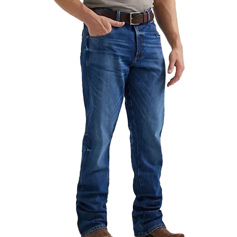 Wrangler, Men's Retro Relaxed Fit Bootcut… 12346889 | Wilco